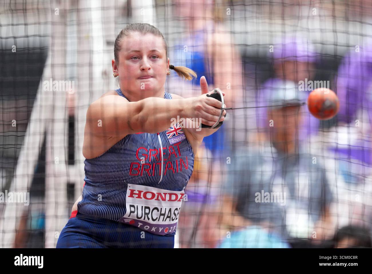 Great Britain's Anna Purchase in action during the Women's Hammer Throw ...