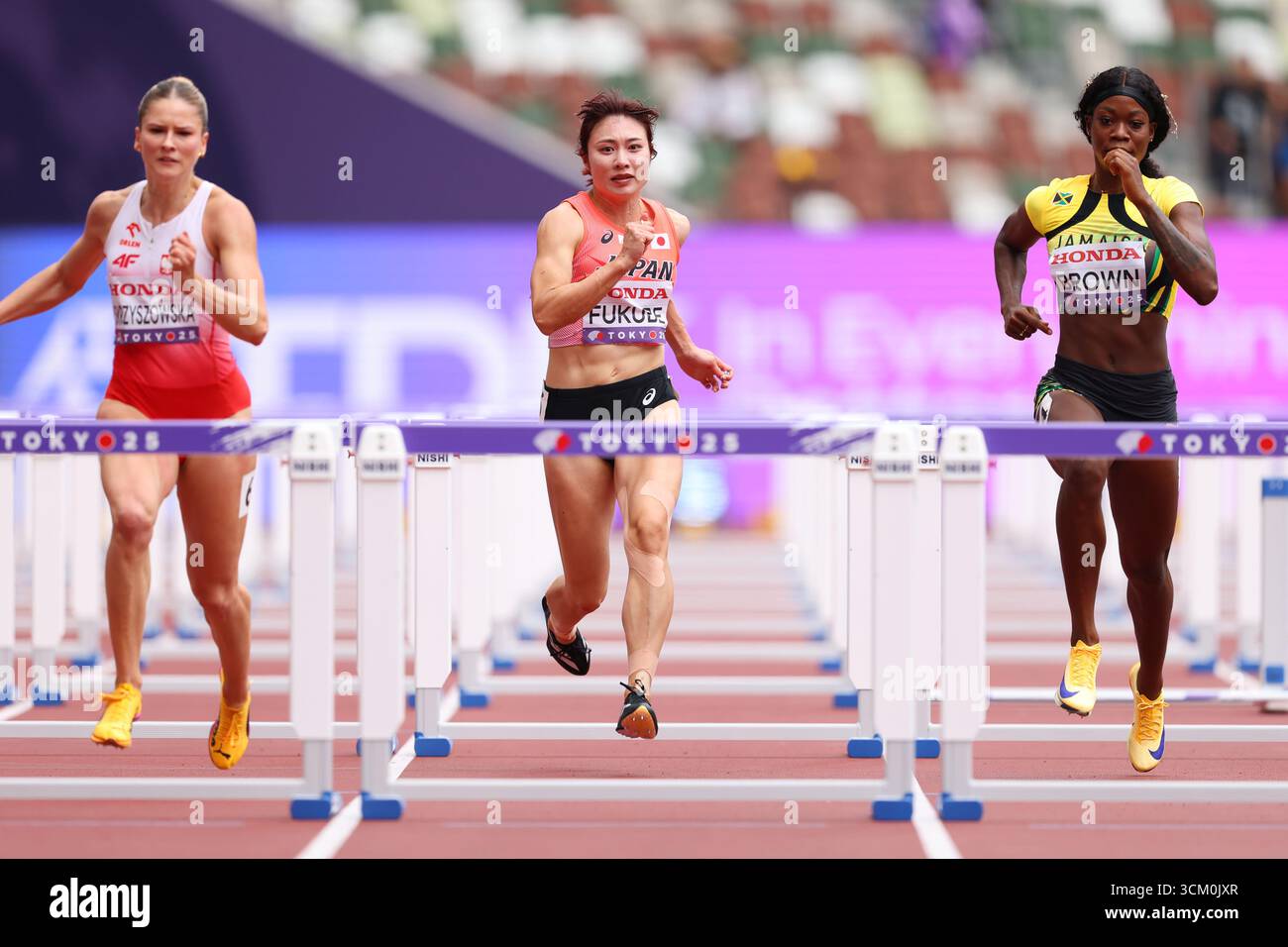 (L to R) Pia SKRZYSZOWSKA (POL), Mako Fukube (JPN), Amoi Brown (JAM ...