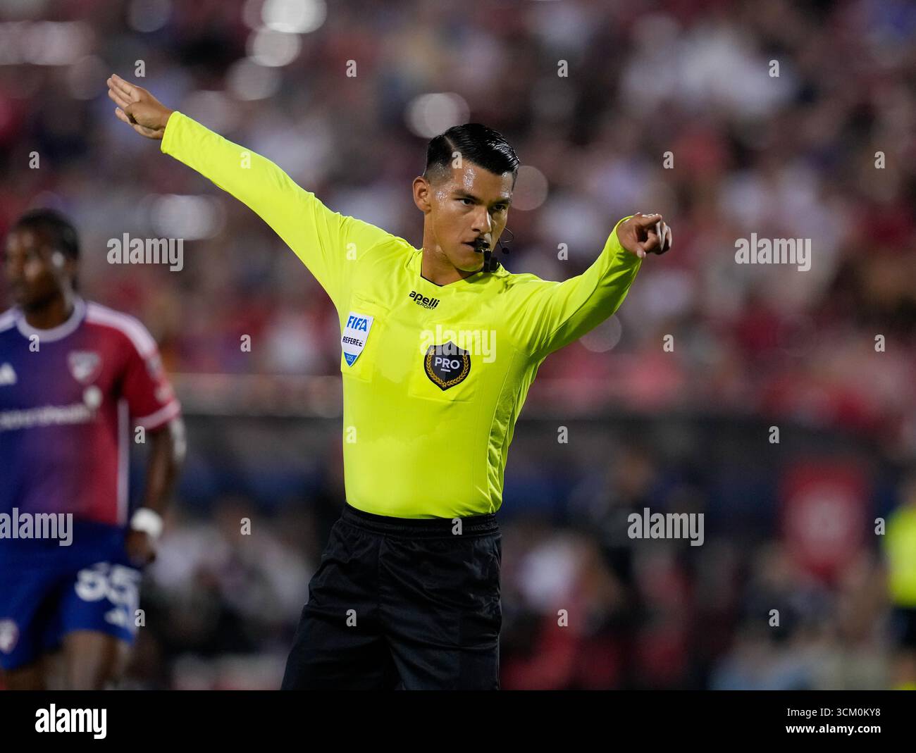 Frisco, Texas, USA. 13th Sep, 2025. Referee VICTOR RIVAS during a Major ...