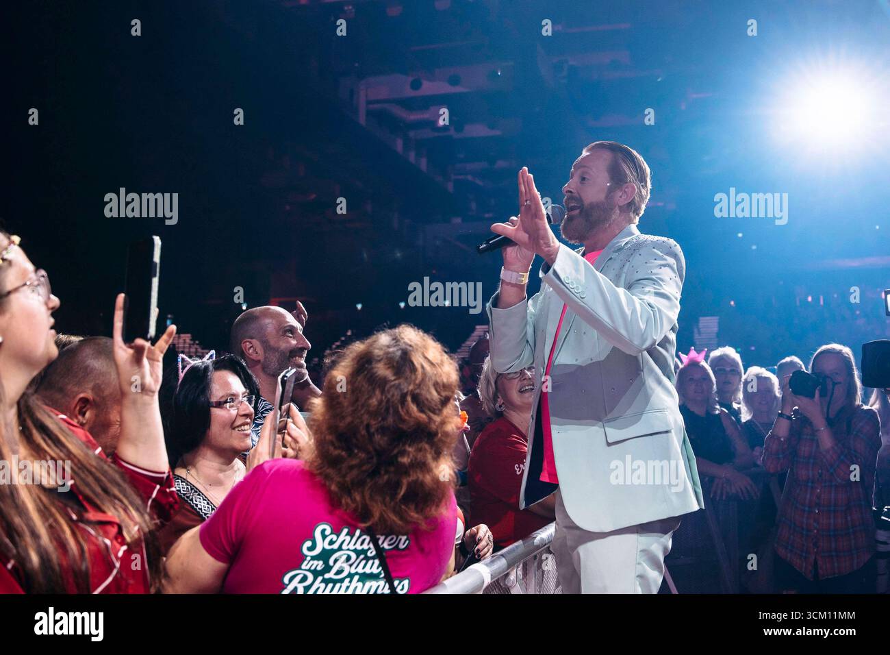 Ross Antony live bei der Schlagernacht des Jahres 2025 in der ...