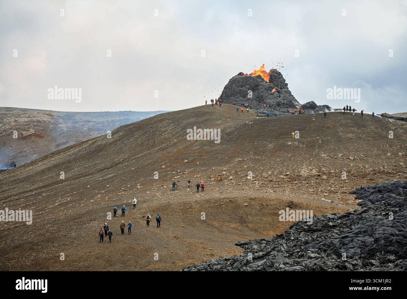 The Geldingadalir volcanic eruption began in late March 2021 on Iceland ...