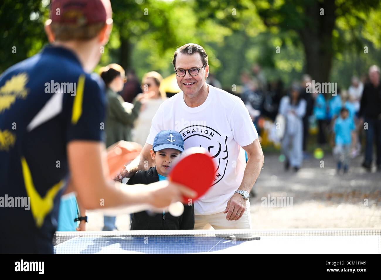 Prince Daniel plays table tennis with Josef during Pep Day in ...