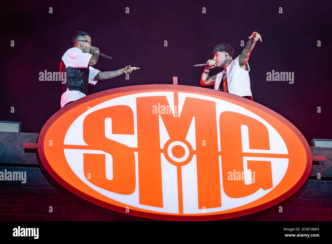 Sfera Ebbasta e Shiva in concerto a Fiera Milano Live - SMG One Night Only- Italia - Spettacolo ...