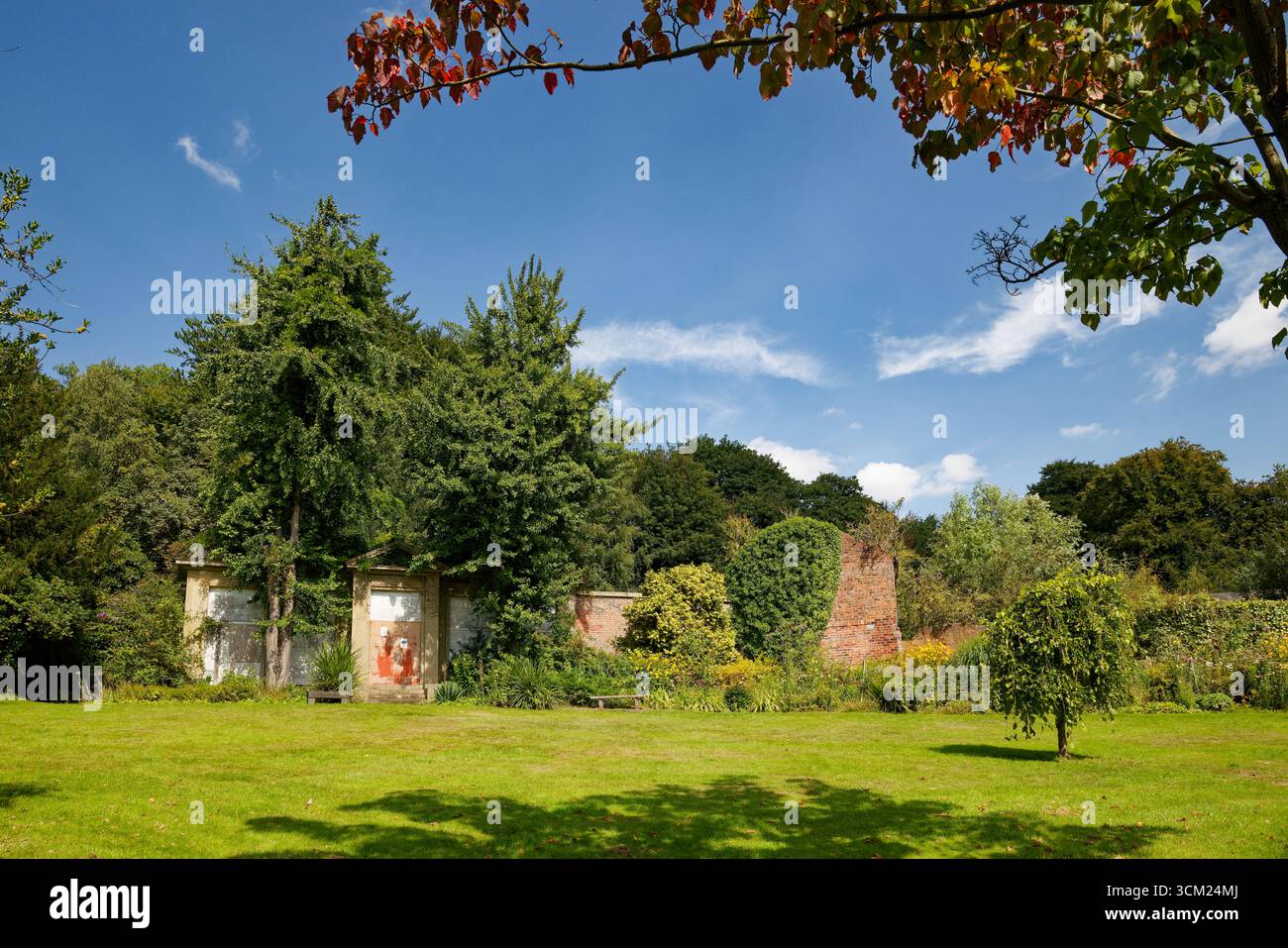 Prestwich gardens hi-res stock photography and images - Alamy