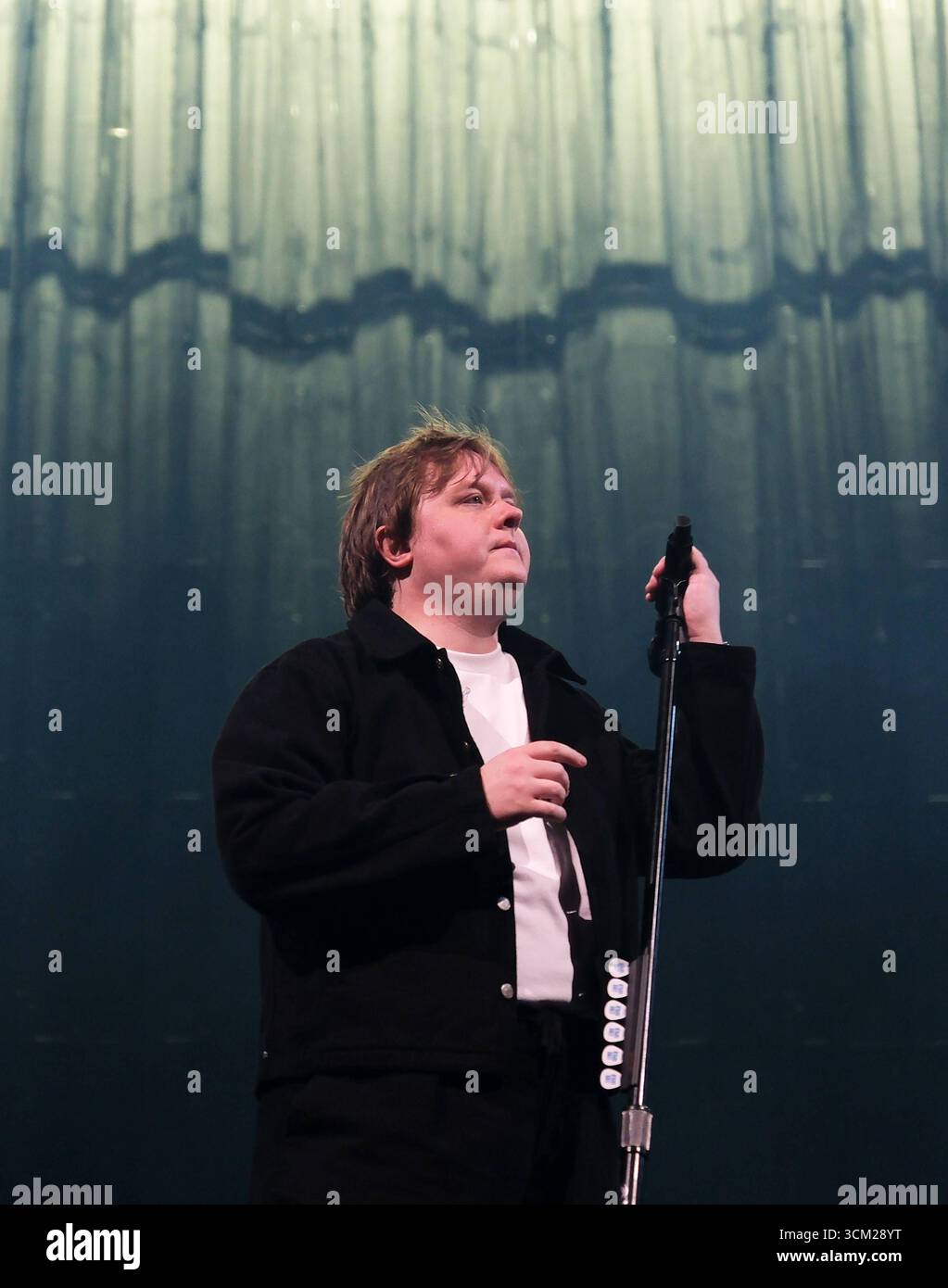 UK: Lewis Capaldi Lewis Capaldi at OVO Hydro in Glasgow, Scotland on 13 ...