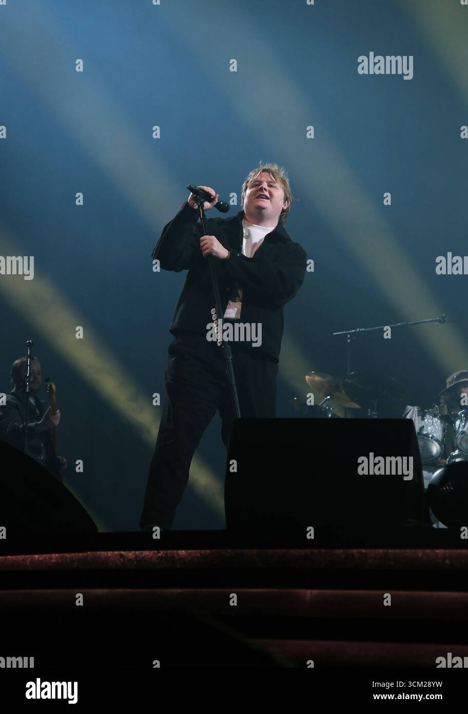 UK: Lewis Capaldi Lewis Capaldi at OVO Hydro in Glasgow, Scotland on 13 ...