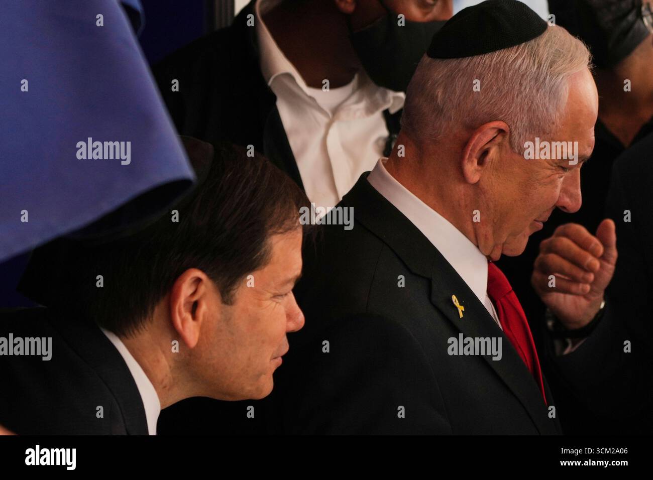 Israeli Prime Minister Benjamin Netanyahu, right, and U.S. Secretary of ...