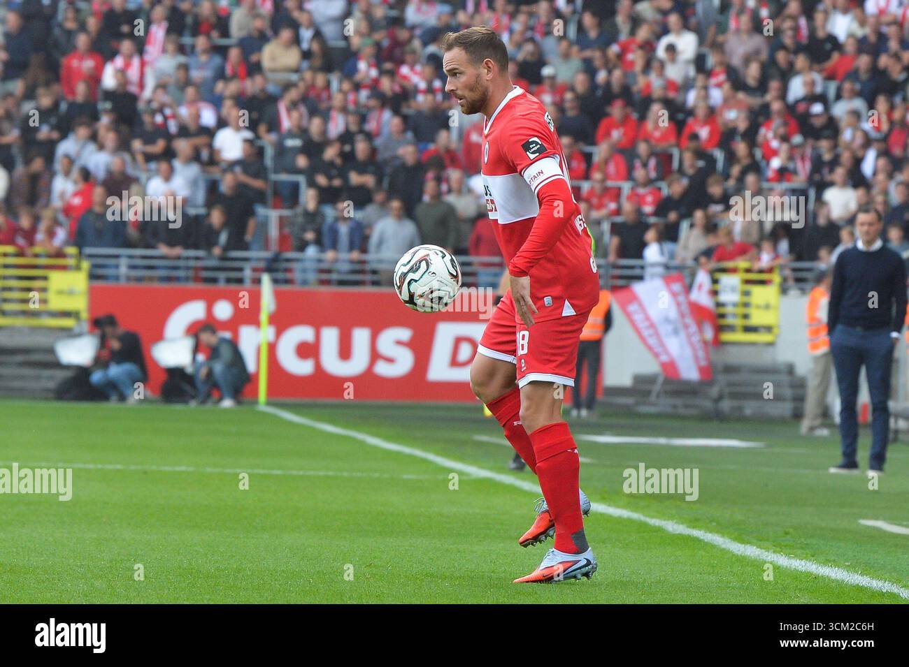 Antwerp's Vincent Janssen pictured in action during a soccer match ...