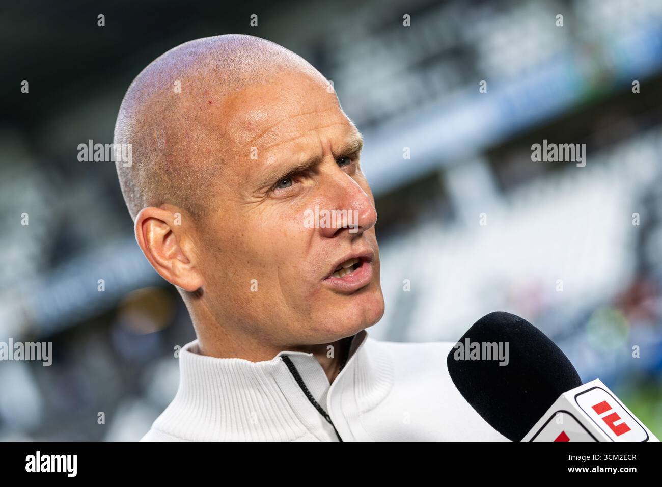ALMELO - Heracles Almelo coach Bas Sibum during the Dutch Eredivisie ...