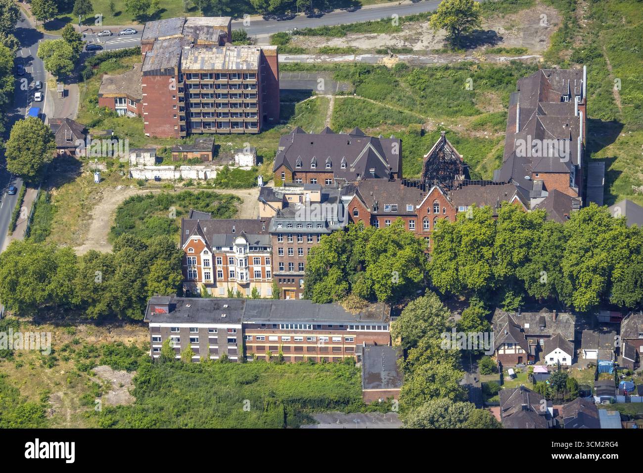 Aerial view, fire ruins of former St. Barbara Hospital on Gartenstrasse ...