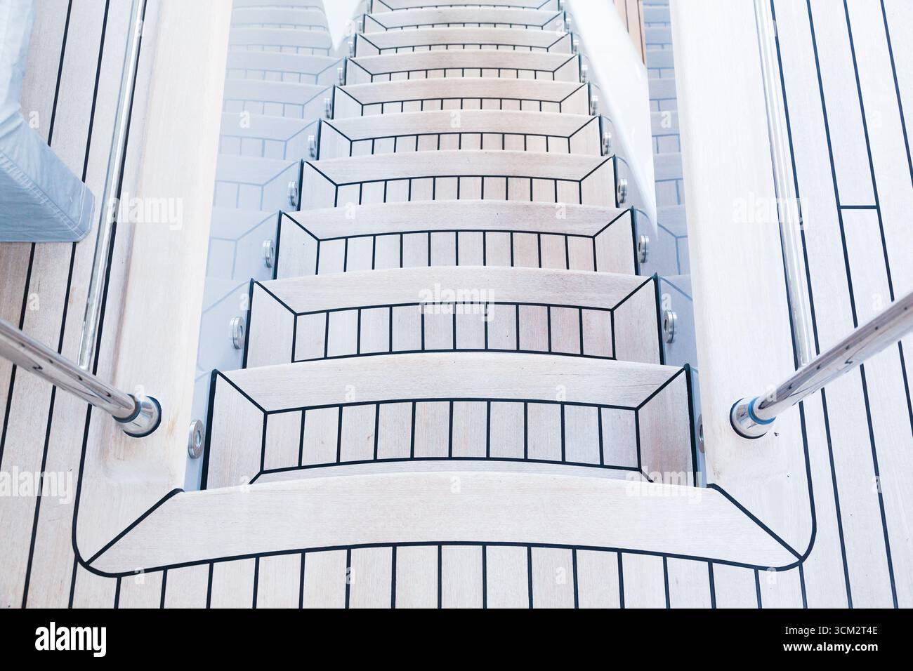 Teak stairs hi-res stock photography and images - Alamy