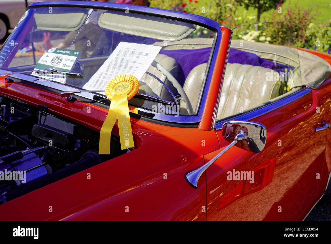 Mercedes Benz 190 SL, M121 BIX, year of construction 1961, red ...