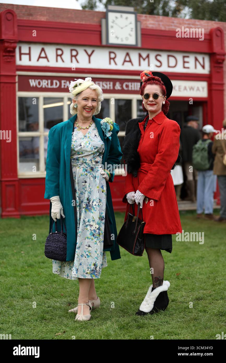 Race meet goers in vintage fashion during day-three of the Goodwood ...