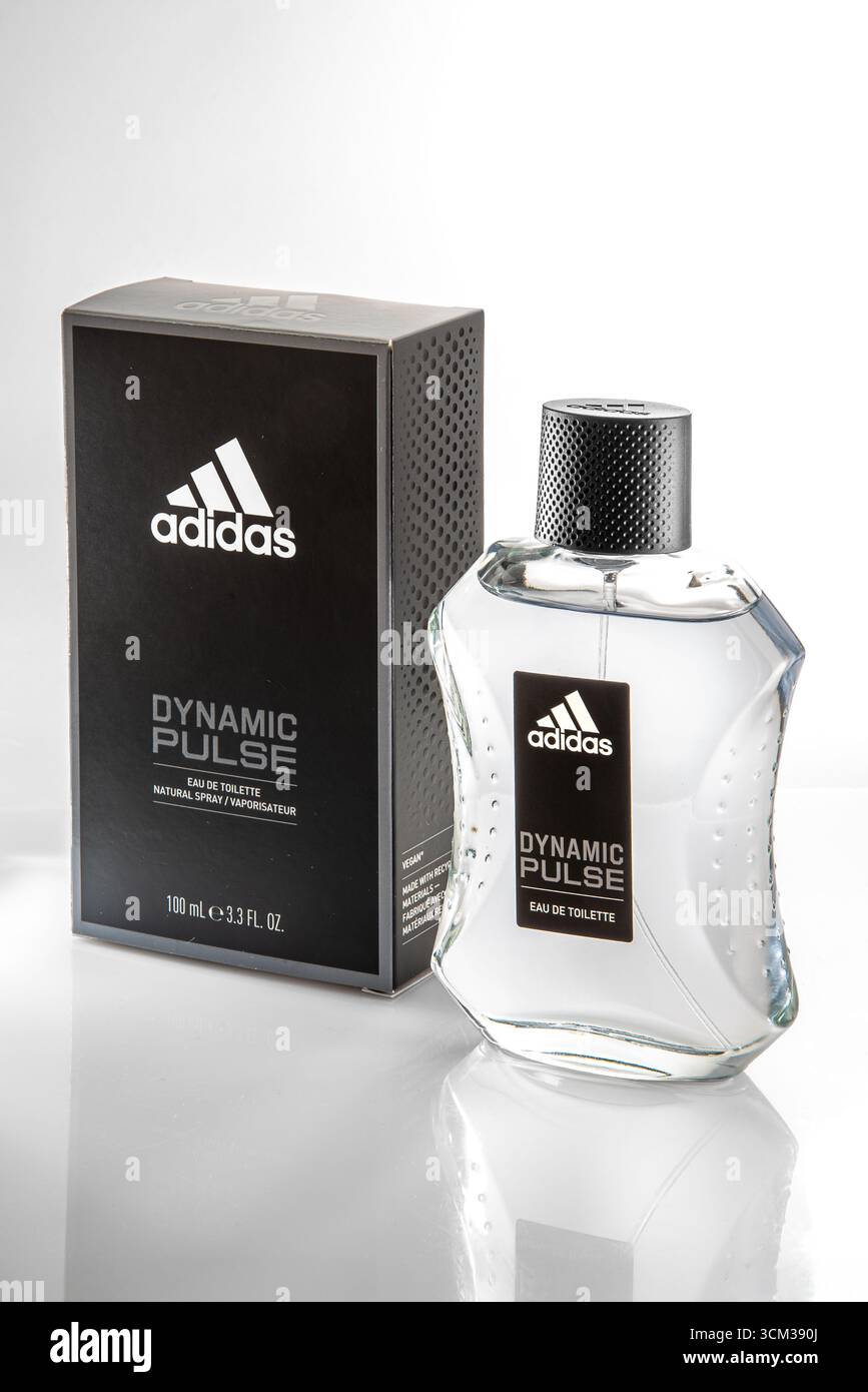 Eau de parfum pour homme hi-res stock photography and images - Alamy