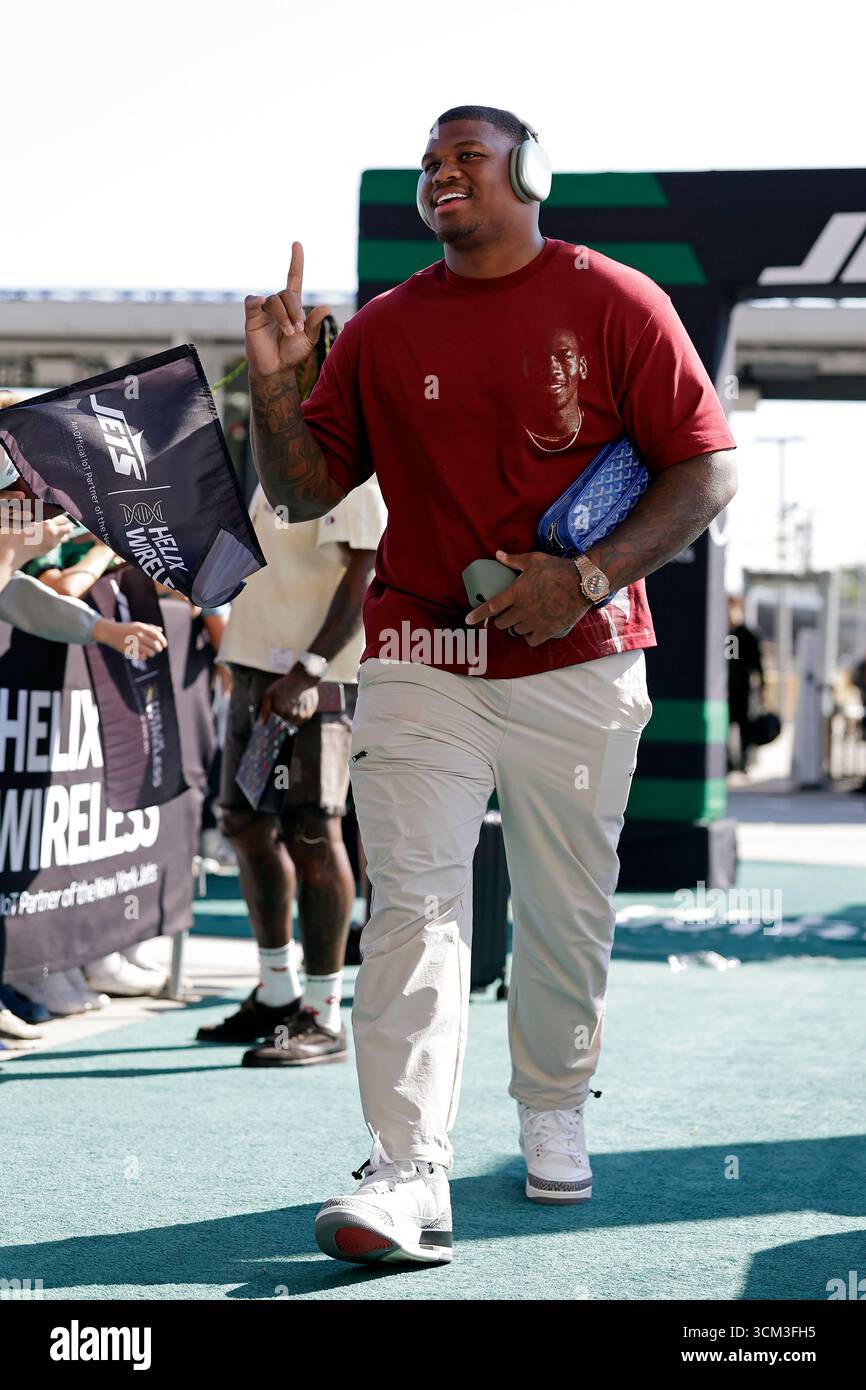 New York Jets defensive tackle Quinnen Williams arrives before an NFL ...