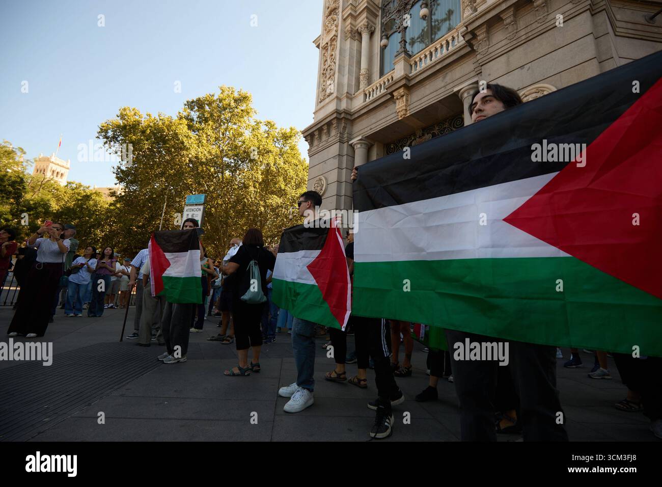 MADRID, SPAIN – September 14, 2025: Tension between fans of the Israeli ...