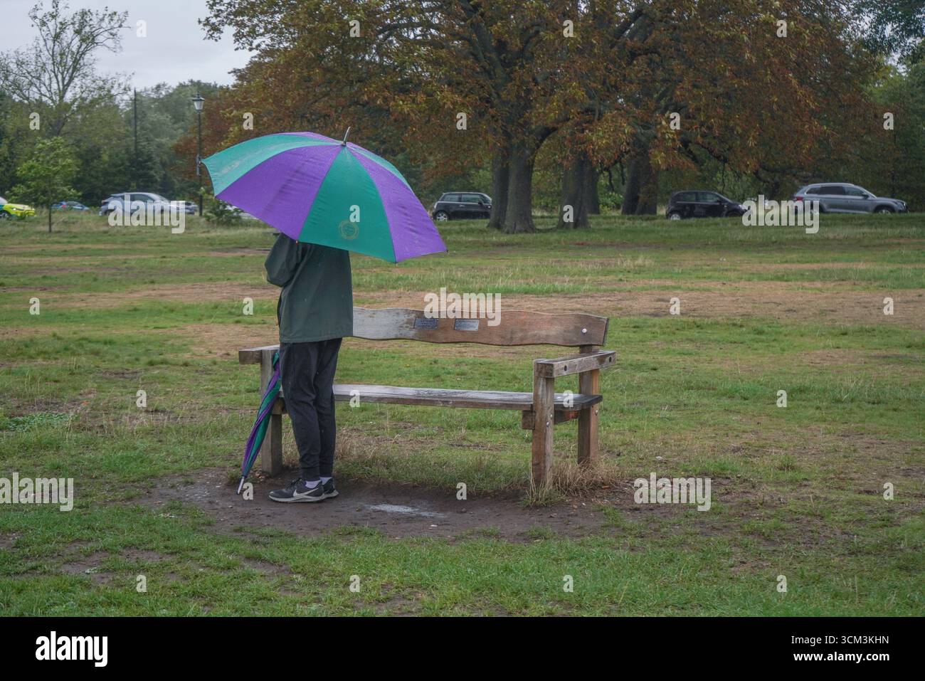 Heavy rain uk 2025 umbrella hi-res stock photography and images - Alamy