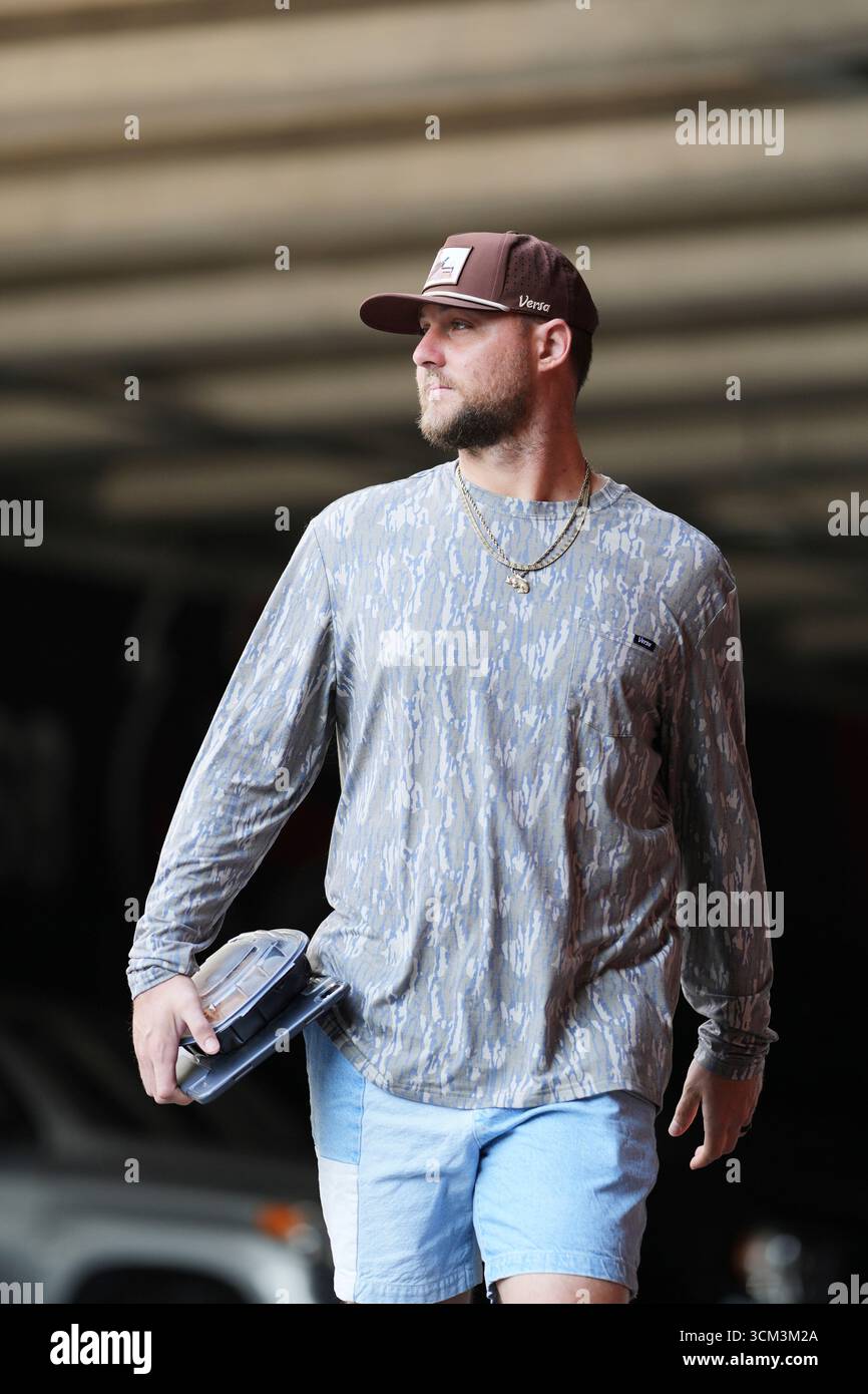 Cincinnati Bengals tight end Tanner Hudson arrives before an NFL ...