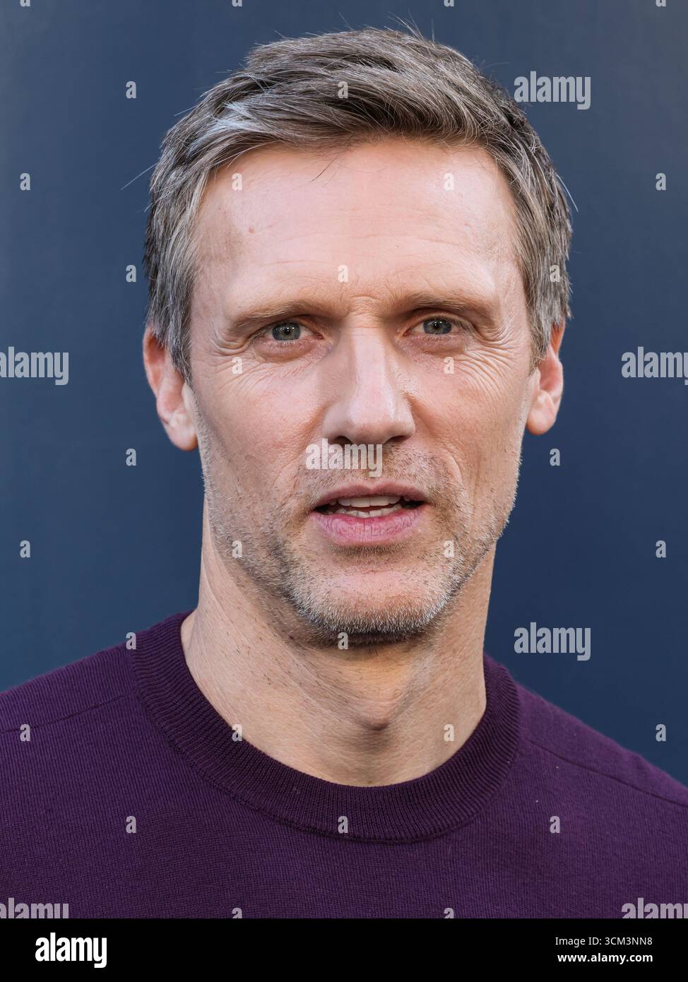 BEVERLY HILLS, LOS ANGELES, CALIFORNIA, USA - SEPTEMBER 13: Teddy Sears ...