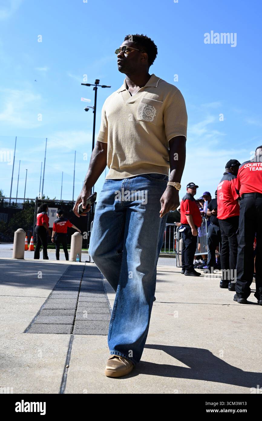 Baltimore Ravens linebacker Roquan Smith arrives at M&T Bank Stadium ...
