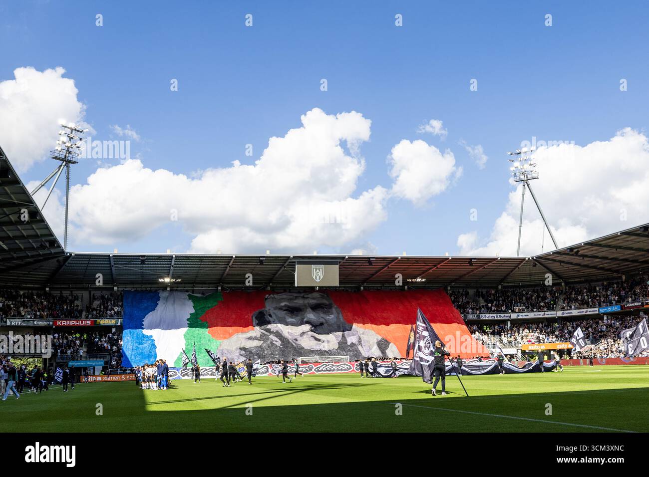 ALMELO - Atmospheric action during the Dutch Eredivisie match between ...