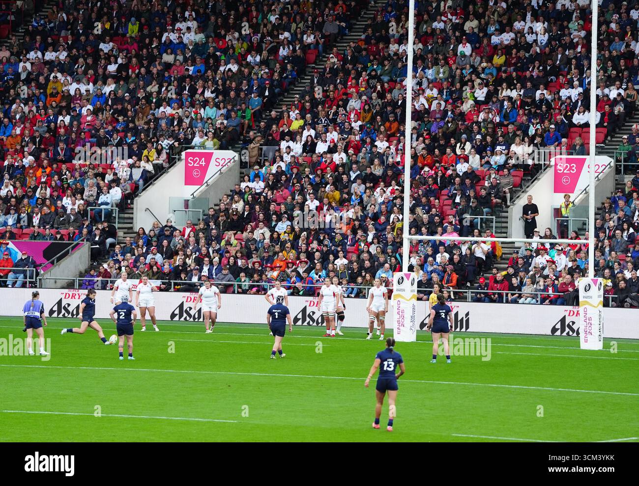 Scotland's Helen Nelson scores a penalty during the Women's Rugby World ...