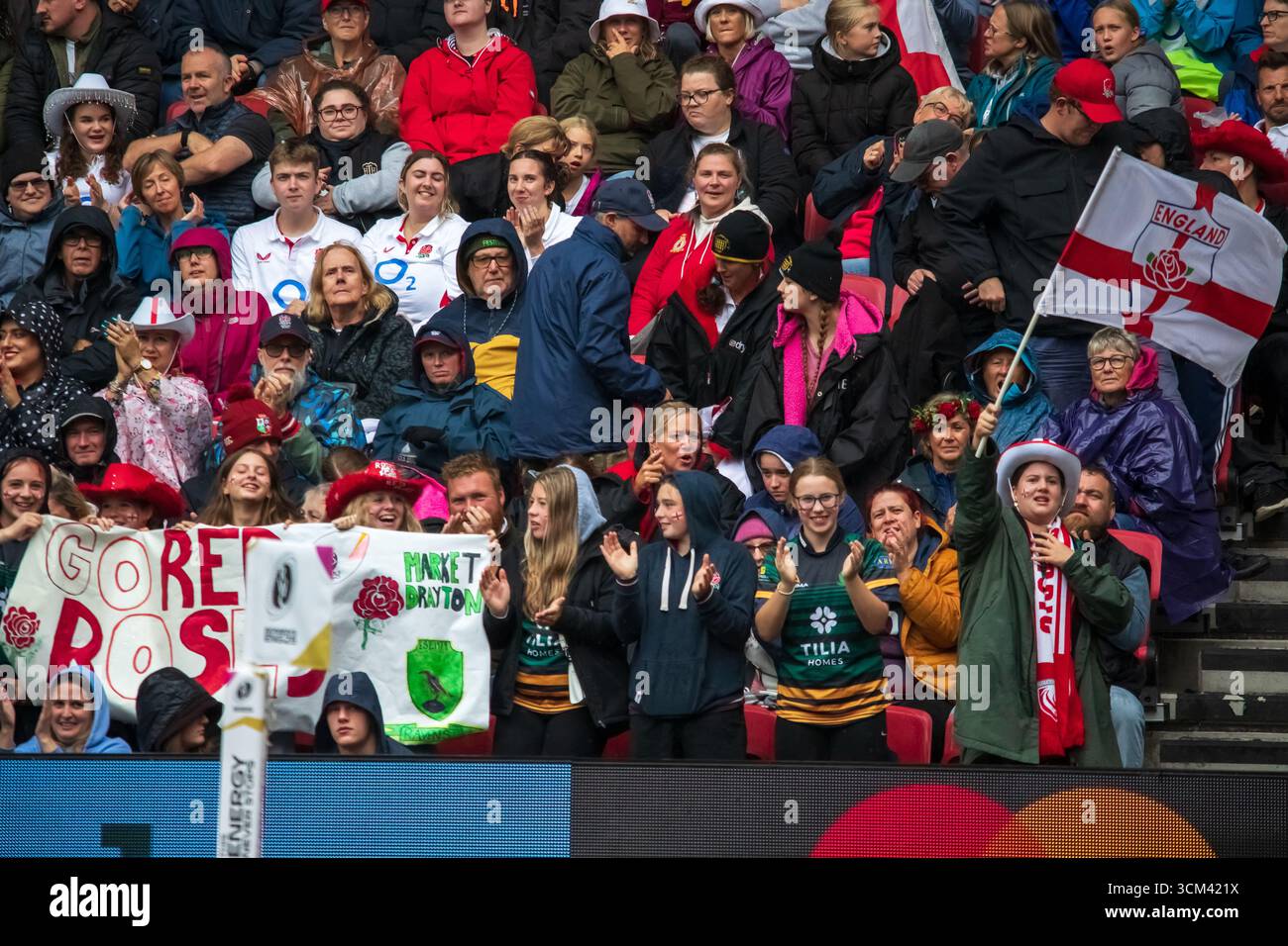 Bristol, UK, 14th September 2025 England fans celebrate another try at ...