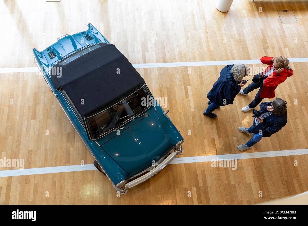 Otto Auto / Otto Walkes stellt seine Werke aus im Buchheim Museum in ...