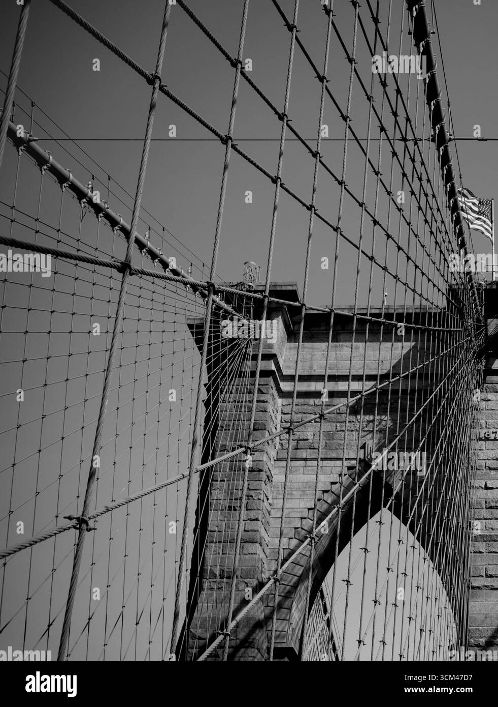 Manhattan bridge structure Black and White Stock Photos & Images - Alamy