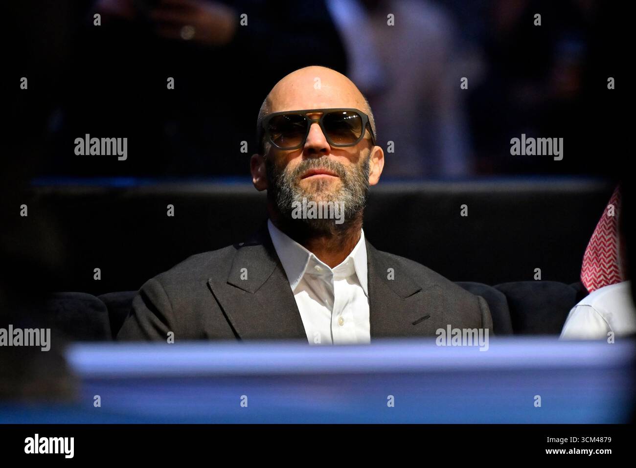 Actor Jason Statham attends an undisputed super middleweight ...