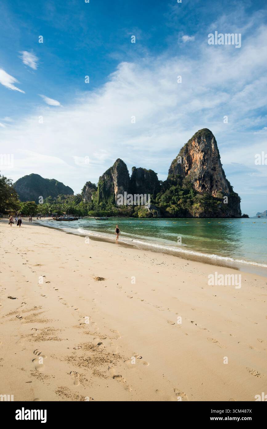 Nang nga hi-res stock photography and images - Alamy