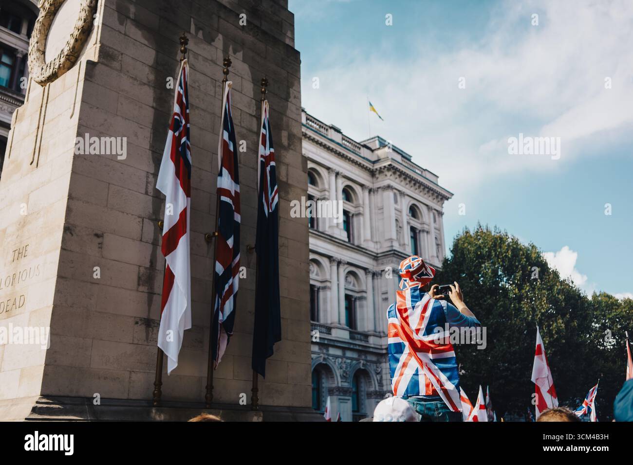 The glorious dead cenotaph protest hi-res stock photography and images ...