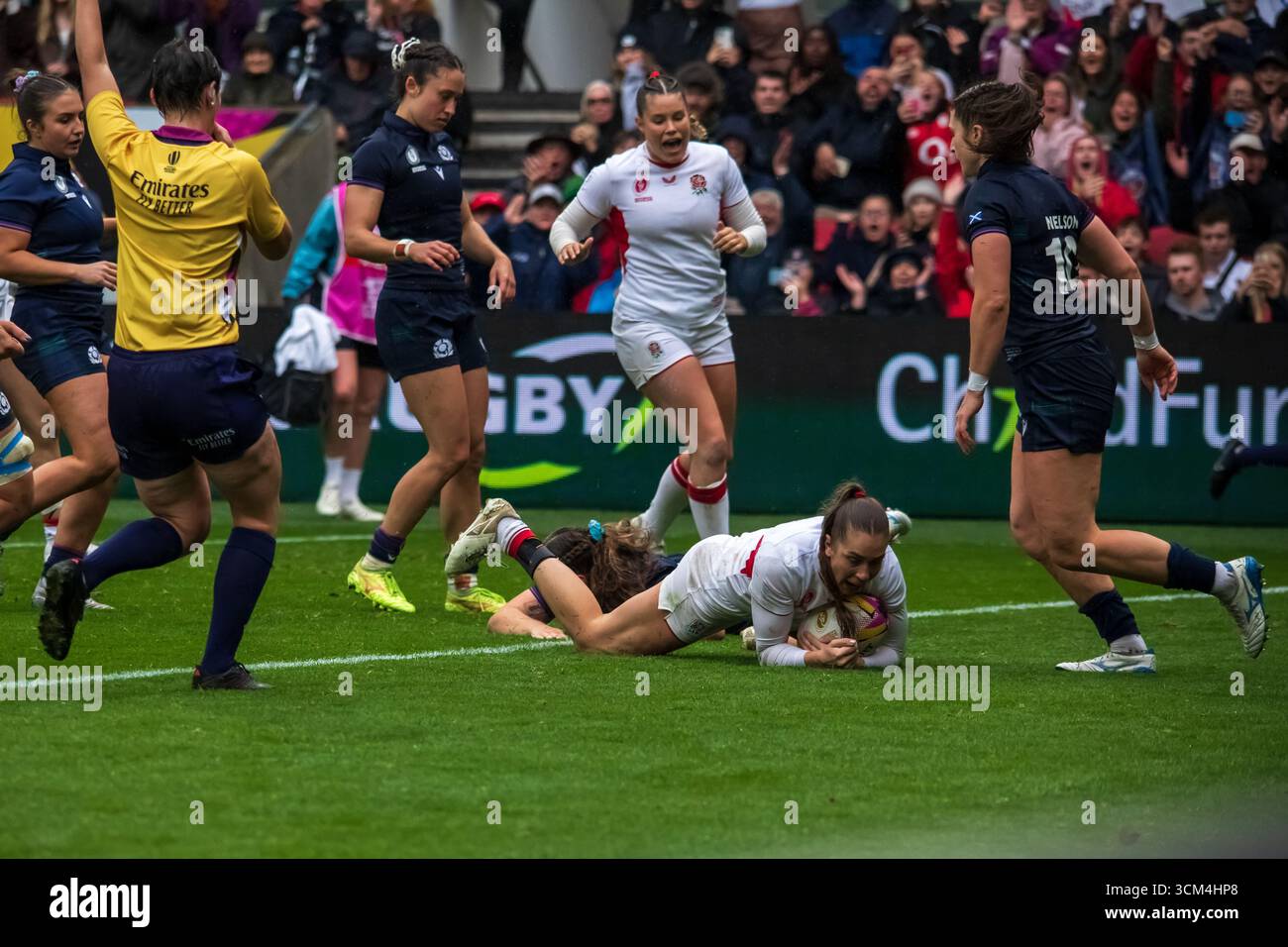 Bristol, UK, 14th September 2025 England fly half Holly Aitchison ...