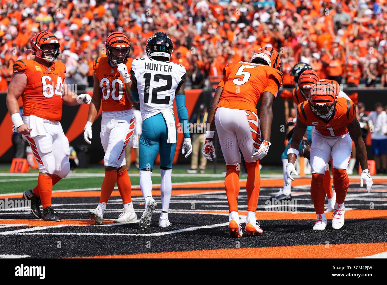 Cincinnati Bengals wide receiver Ja'Marr Chase (1) dances in the end ...