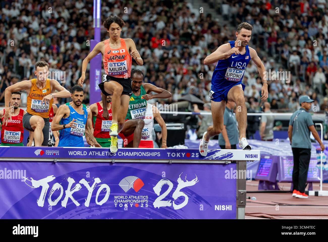 Isaac Updike (USA) runs the steeplechase qualifying round in a 8:33.46 ...