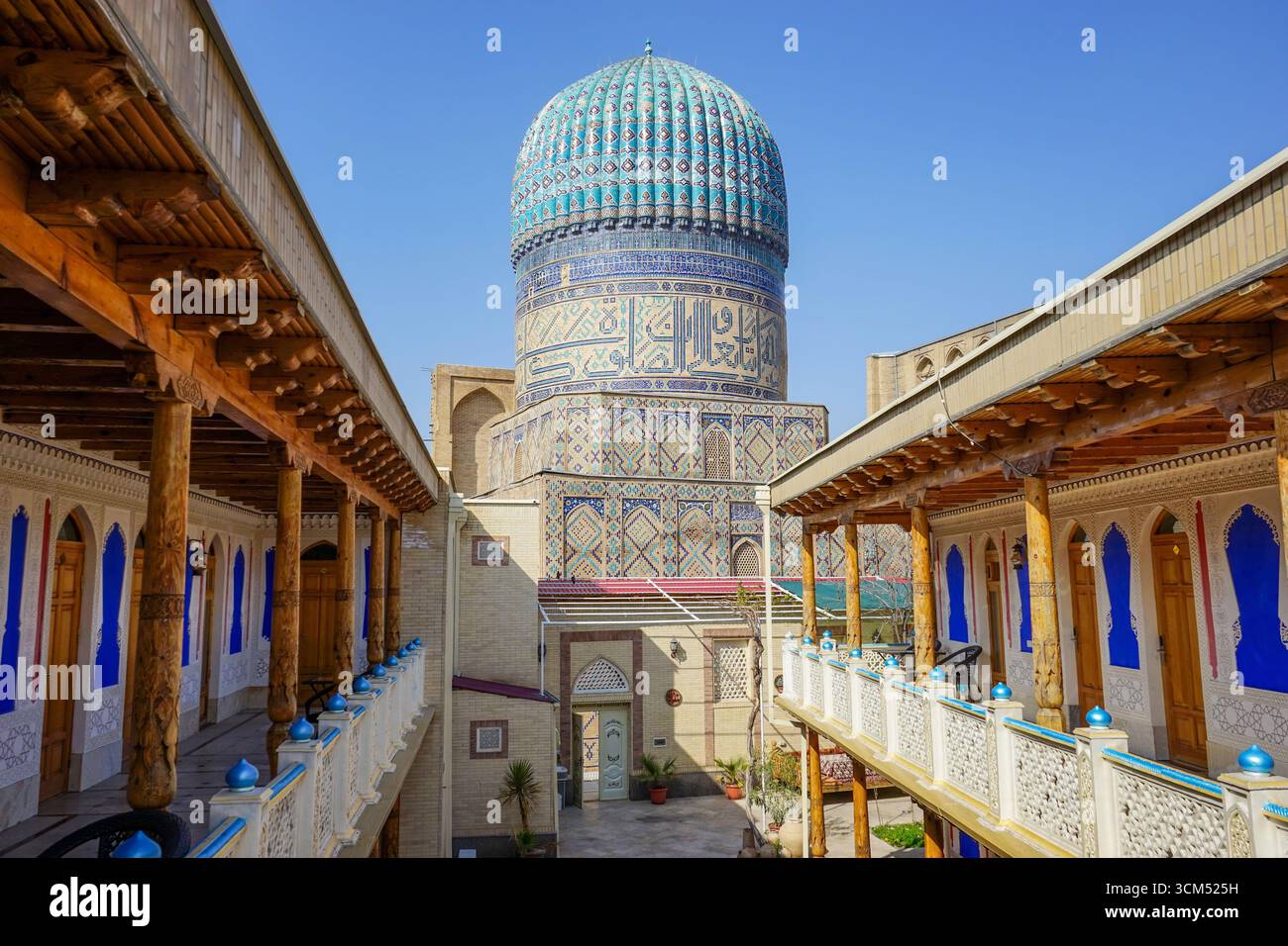 15th century mosque uzbekistan hi-res stock photography and images - Alamy