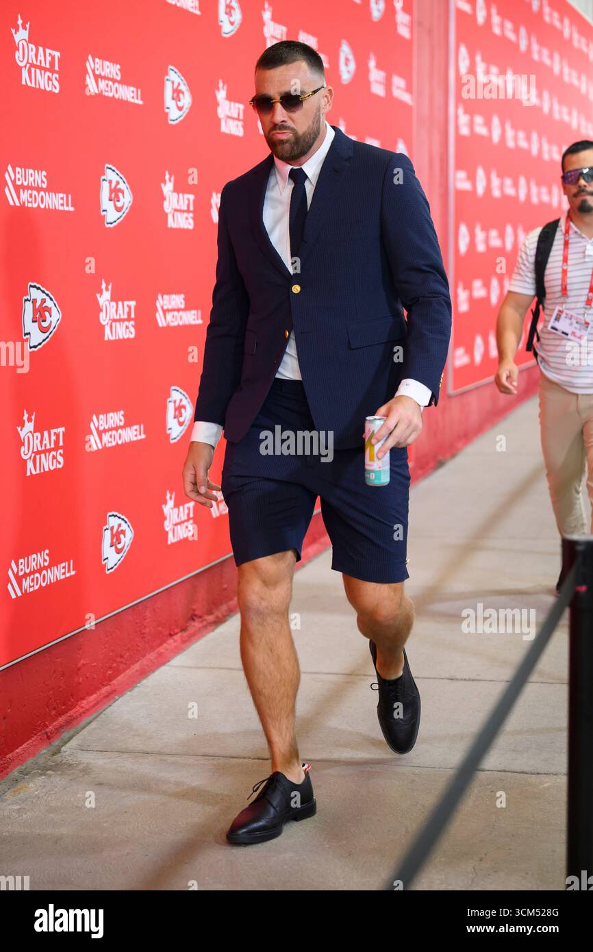 Kansas City Chiefs tight end Travis Kelce arrives at the stadium before ...