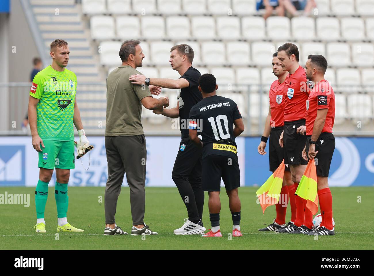 14.09.2025., stadion Opus Arena, Osijek - SuperSport HNL, 6. kolo, NK ...