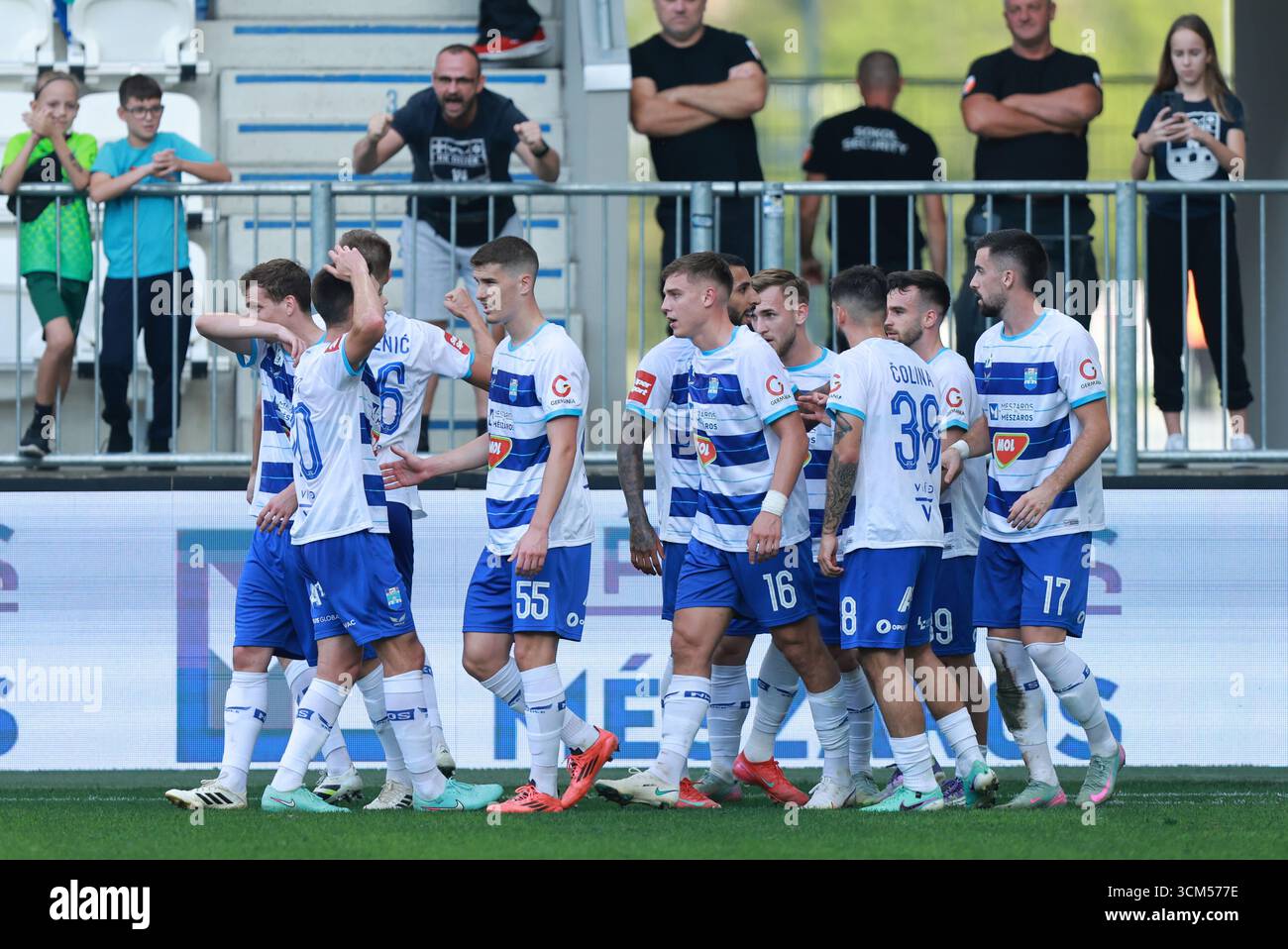 14.09.2025., stadion Opus Arena, Osijek - SuperSport HNL, 6. kolo, NK ...