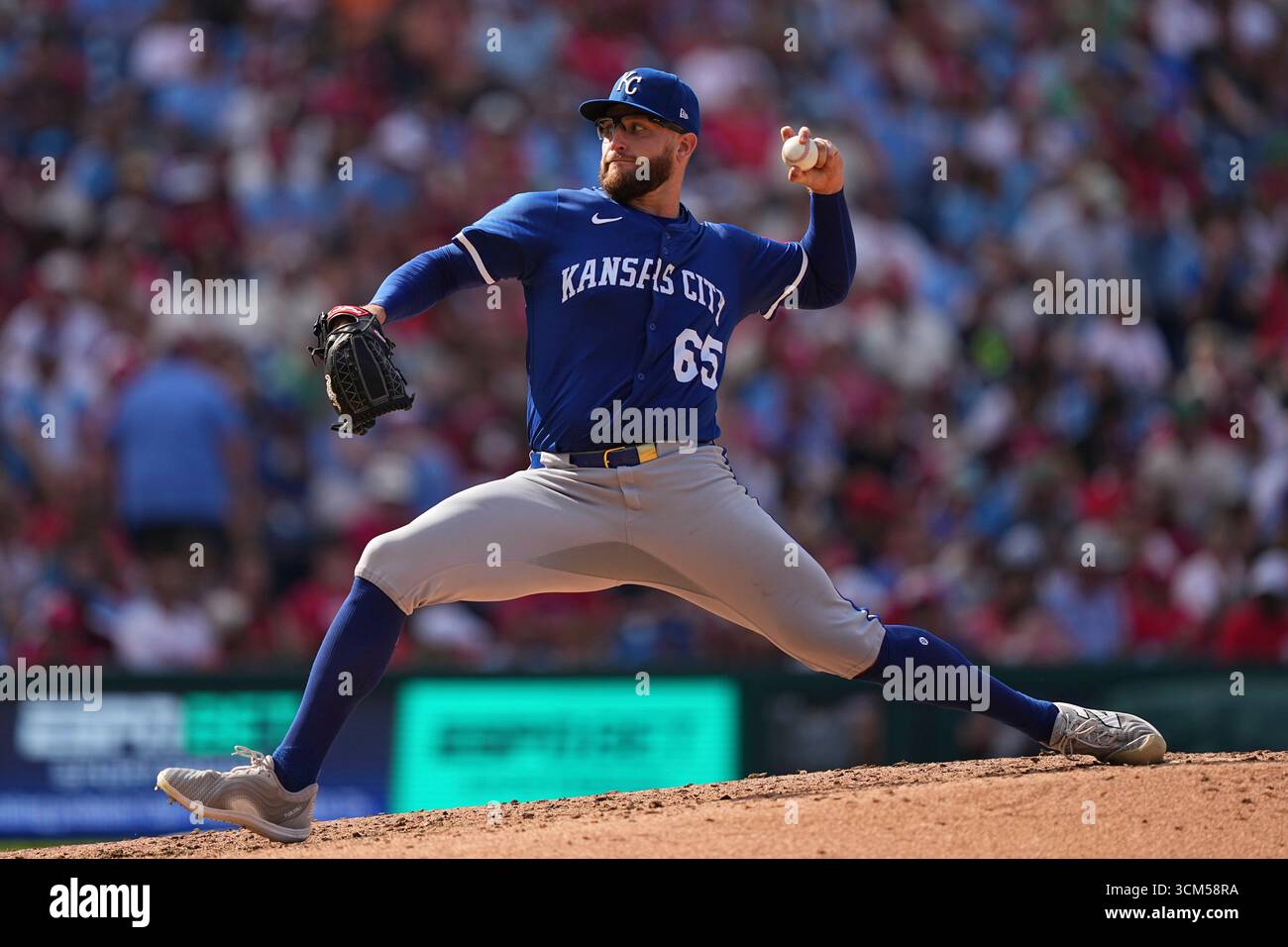 Kansas City Royals pitcher Noah Cameron throws during the seventh ...