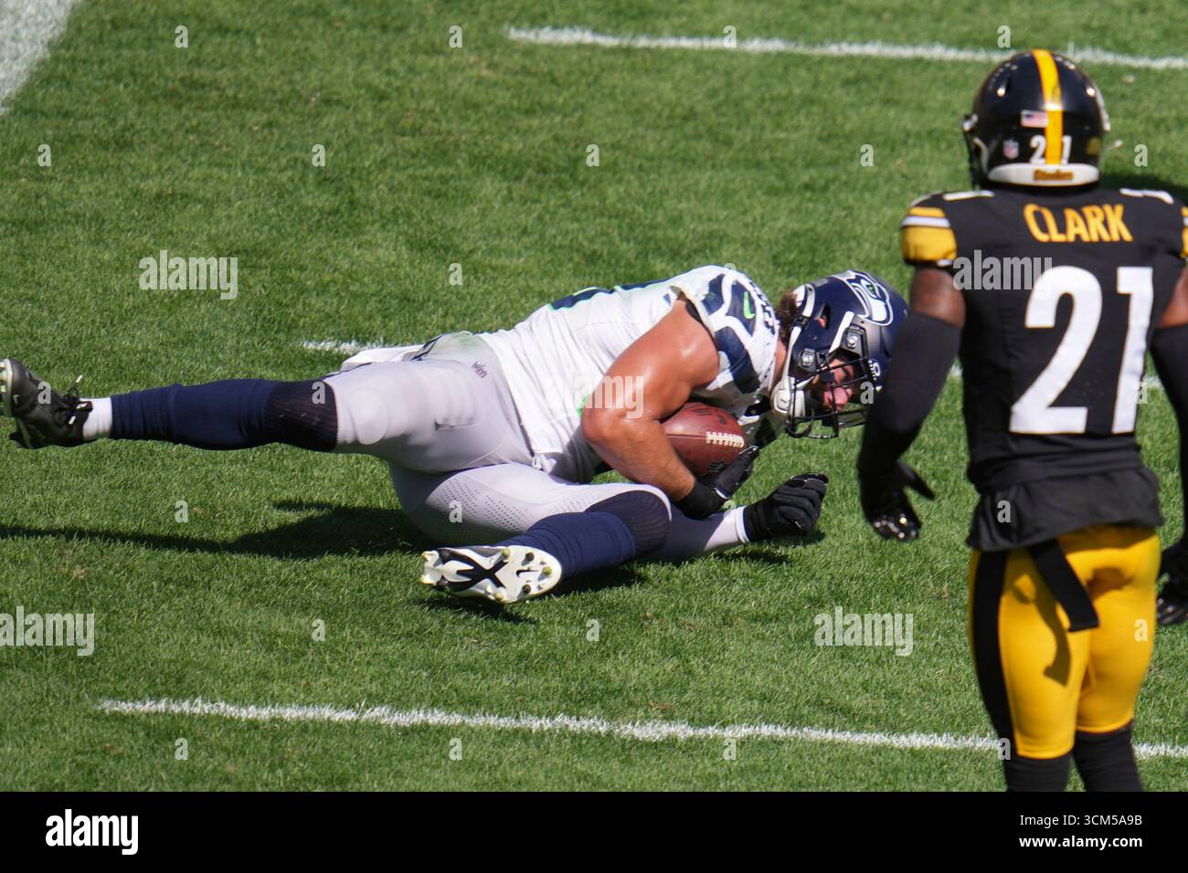 Seattle Seahawks tight end AJ Barner (88) makes a touchdown catch ...