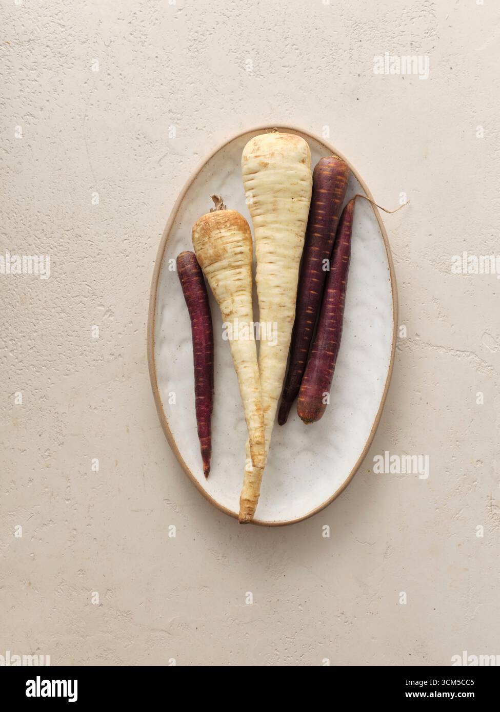 Purple carrots parsnips hi-res stock photography and images - Alamy