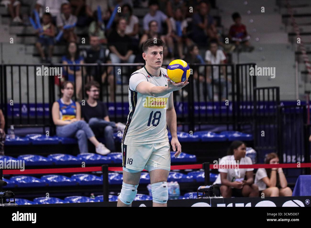 Italian national volleyball man team hi-res stock photography and ...