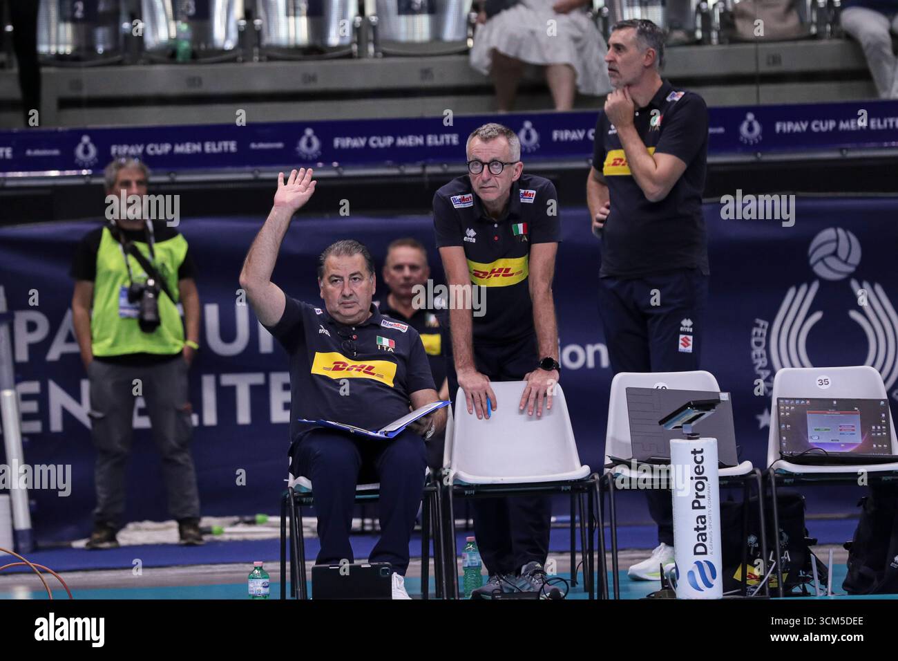 Italian national volleyball man team hi-res stock photography and ...