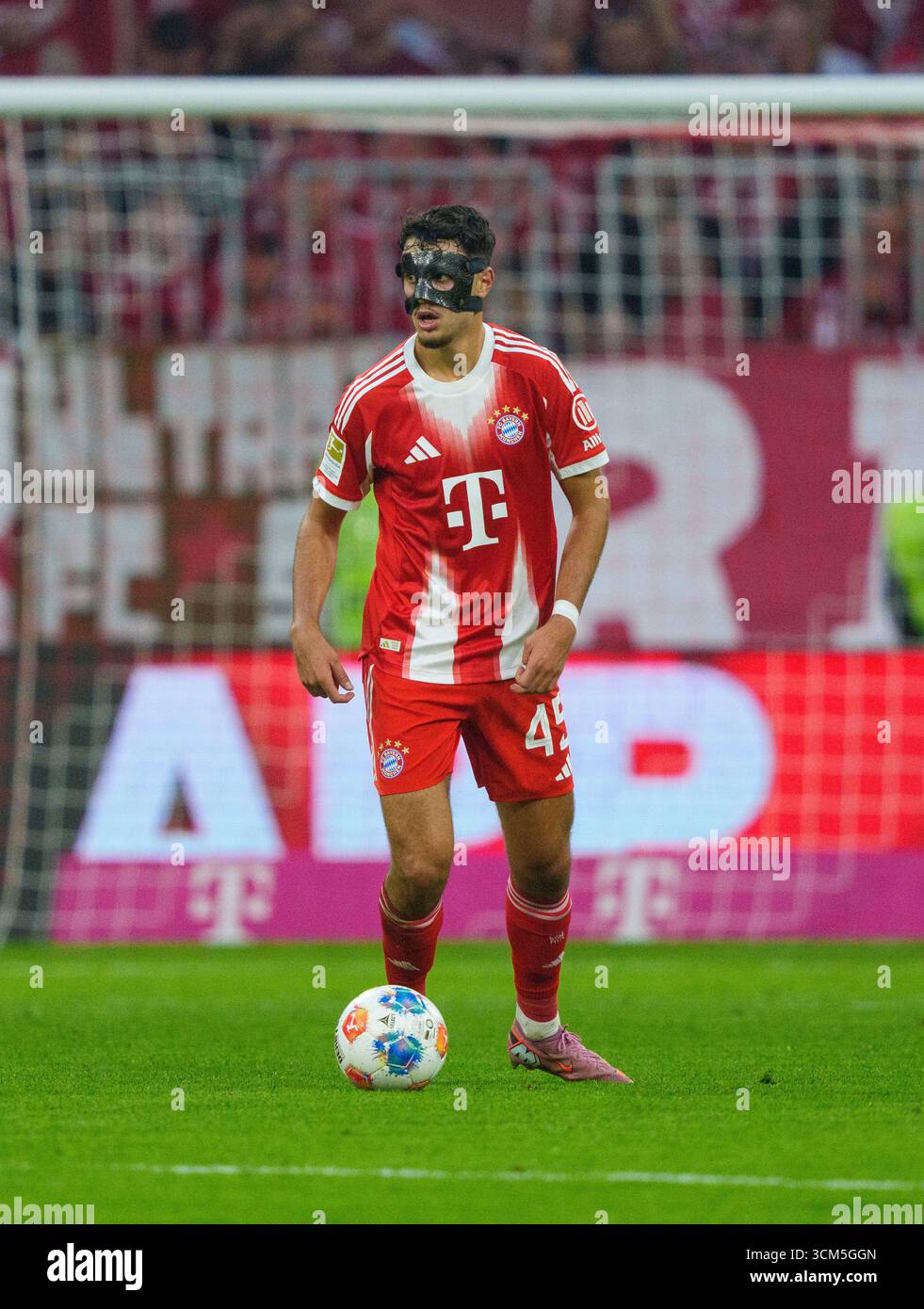 Aleksandar Pavlovic of Bayern München in the match FC BAYERN MÜNCHEN ...