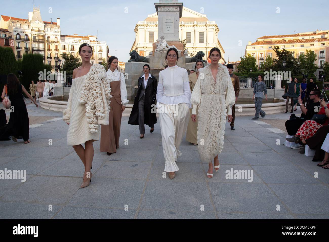 A model walks the runway wearing a design by Madrid es Mode during ...