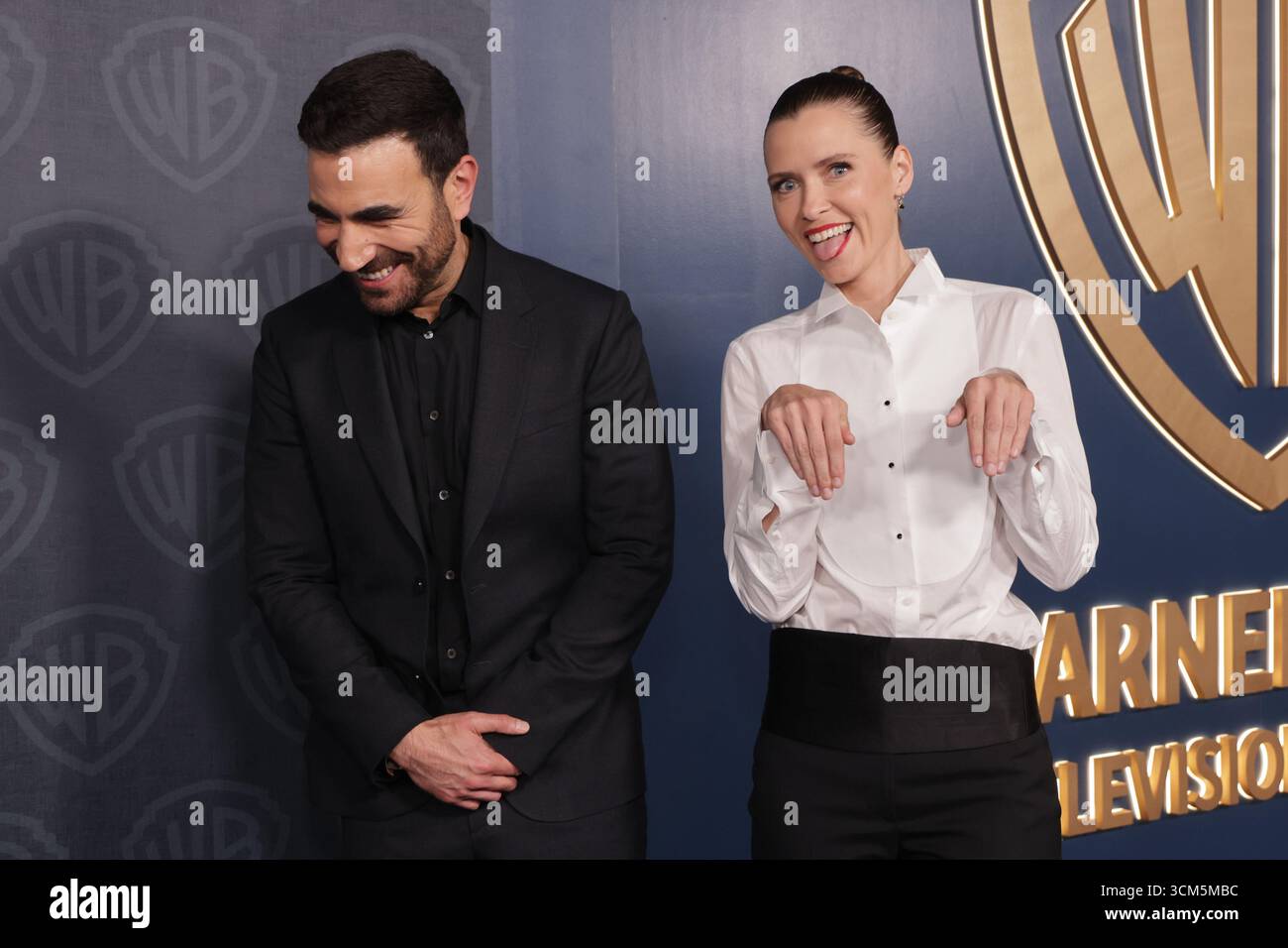 Brett Goldstein and Jessica Radloff attends the Warner Bros. Television ...
