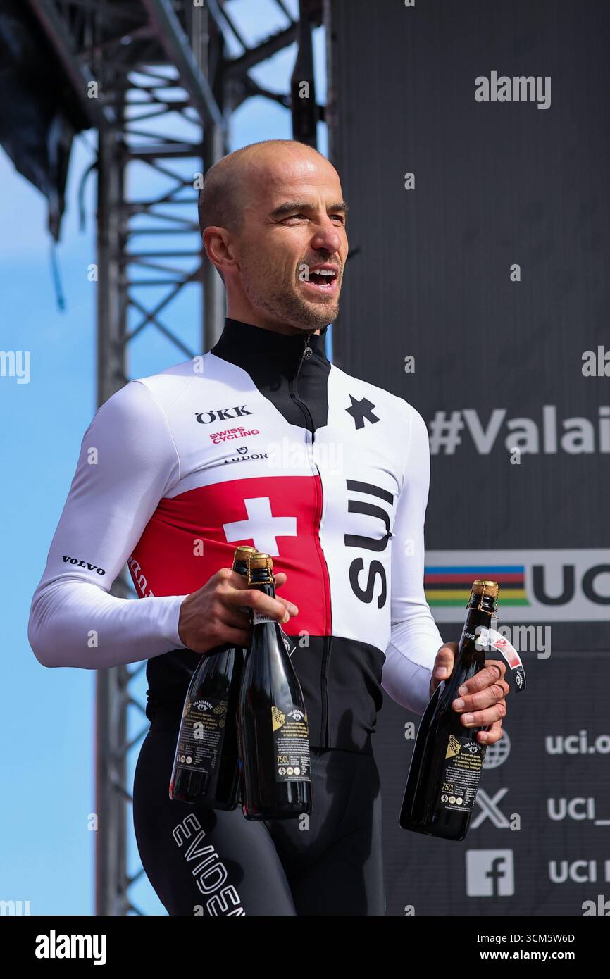 14/09/2025, Crans-Montana, Valais 2025 UCI Mountain Bike World Championships, Nino Schurter #20 ...