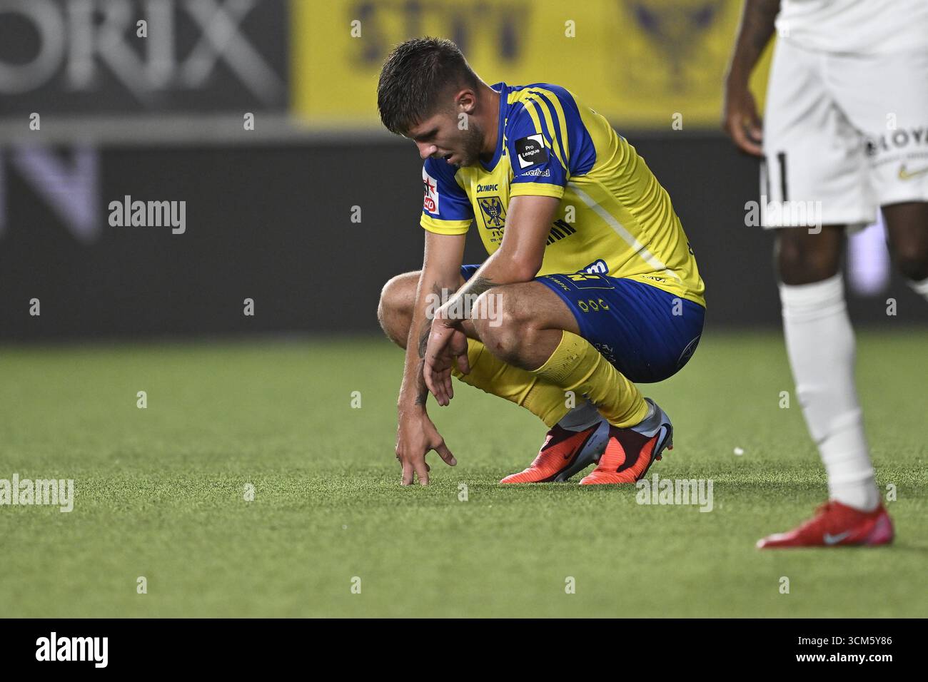 STVV's Ryan Merlen looks dejected after losing a soccer match between ...