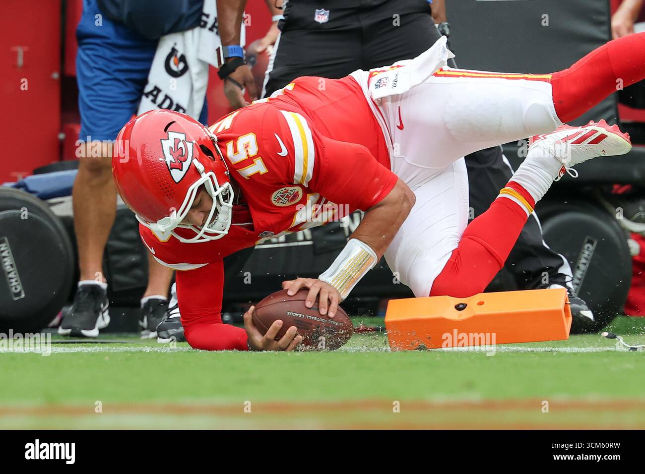 Kansas City, MO, USA. 14th Sep, 2025. Kansas City Chiefs quarterback ...
